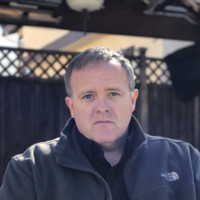 The 'root' start tag on line 2 does not match the end tag of 'da